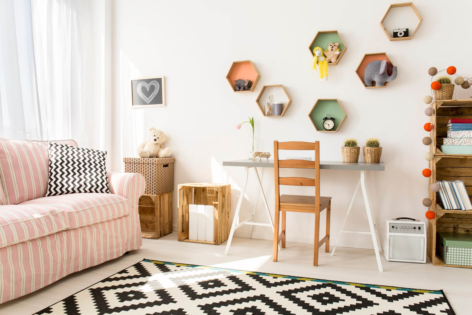 Canva – Room designed for teenage girl(1) – Creative Life.